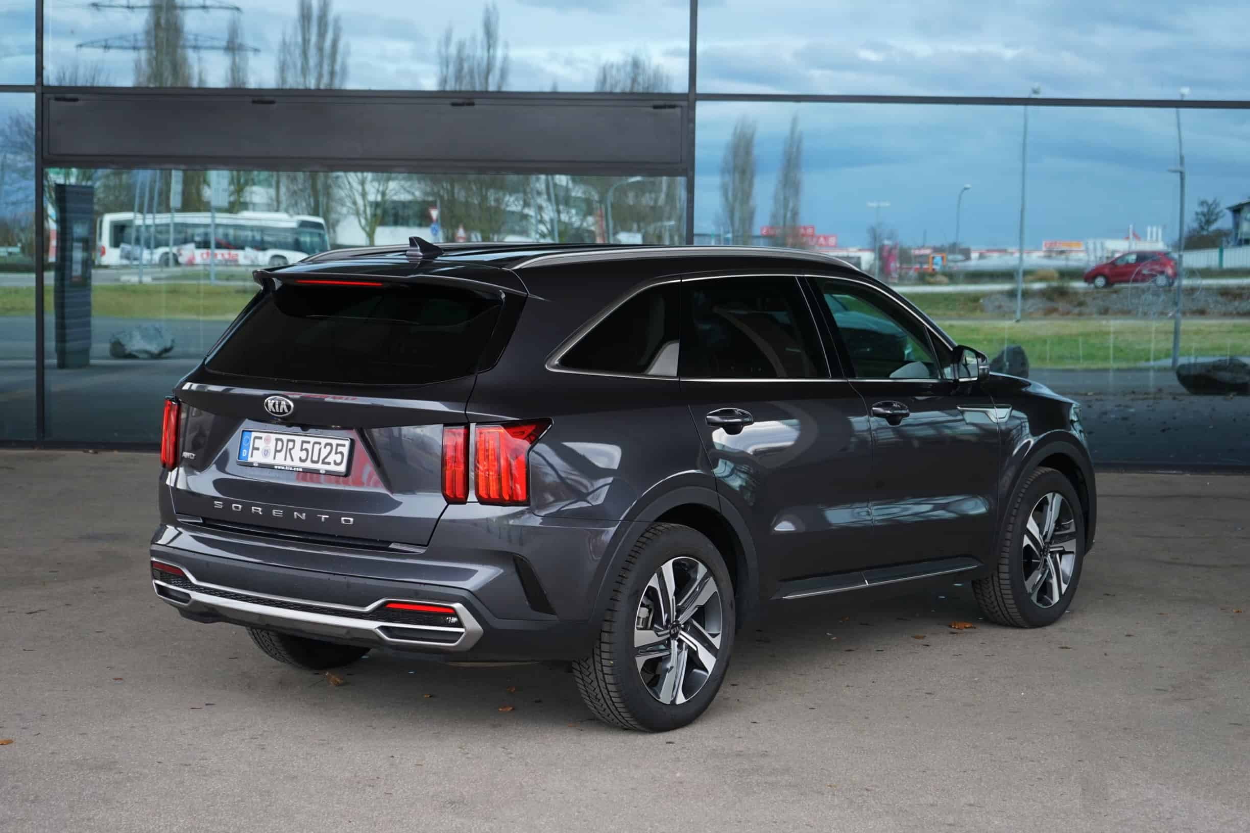 2021 Kia Sorento Spirit - Luxus SUV oder Raumschiff? | Der-Autotester.de